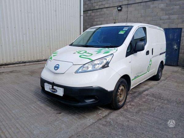 White Nissan e-NV200 2020 in Vilnius, with an engine capacity of 0.00 L and mileage of 150 thousand km for 4000 €, photo 1 on AUTOMOTO.COM.LV