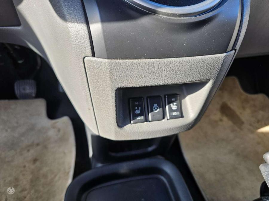 Белый Ниссан e-NV200 2019 в Вильнюс, объемом двигателя 0.00 л и пробегом 80 тыс. км за 14500 €, фото 9 на AUTOMOTO.COM.LV