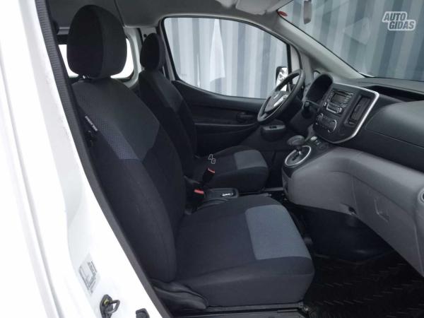 White Nissan e-NV200 2021 in Vilnius, with an engine capacity of 0.00 L and mileage of 50 thousand km for 13900 €, photo 7 on AUTOMOTO.COM.LV