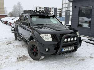 Melns Nissan Frontier 2005 Jelgava, ar dzinēja tilpumu 3.95 L un nobraukumu 174 tūkst. km par 6999 €, foto  vietnē AUTOMOTO.COM.LV