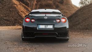 Black Nissan GT-R 2013 in Parnu, with an engine capacity of 3.80 L and mileage of 26 thousand km for 89900 €, photo 8 on AUTOMOTO.COM.LV