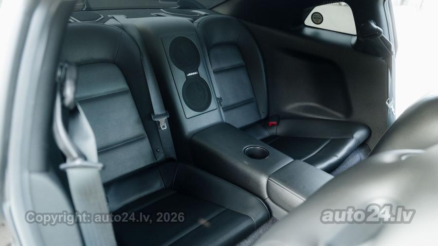 Black Nissan GT-R 2013 in Parnu, with an engine capacity of 3.80 L and mileage of 26 thousand km for 89900 €, photo 14 on AUTOMOTO.COM.LV
