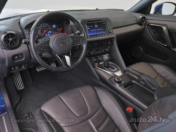 Zils Nissan GT-R 2018 Tallina, ar dzinēja tilpumu 3.80 L un nobraukumu 42 tūkst. km par 125000 €, foto 10 vietnē AUTOMOTO.COM.LV