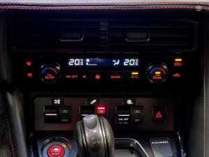 Белый Ниссан ГТ-Р 2017 в Вильнюс, объемом двигателя 3.80 л и пробегом 28 тыс. км за 97000 €, фото 31 на AUTOMOTO.COM.LV