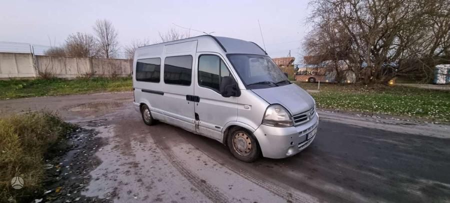 Grey Nissan Interstar 2006 in Vilnius, with an engine capacity of 3.00 L and mileage of 260 thousand km for 1500 €, photo 3 on AUTOMOTO.COM.LV