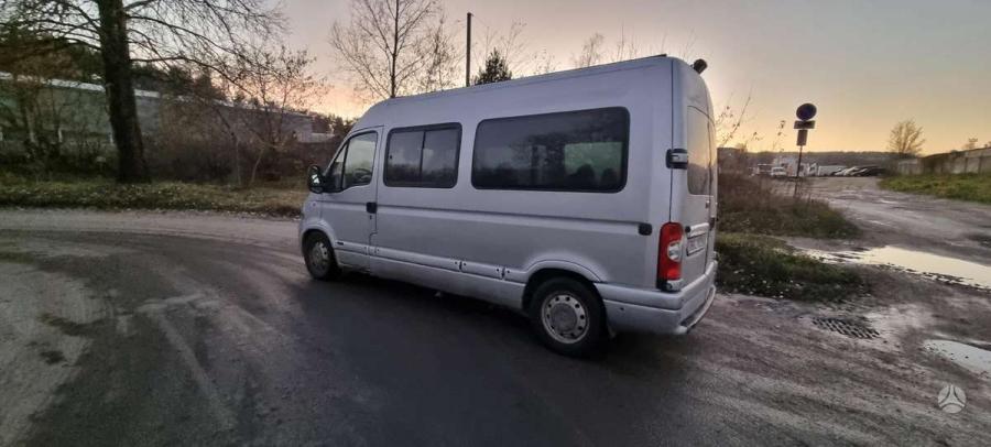 Grey Nissan Interstar 2006 in Vilnius, with an engine capacity of 3.00 L and mileage of 260 thousand km for 1500 €, photo 7 on AUTOMOTO.COM.LV