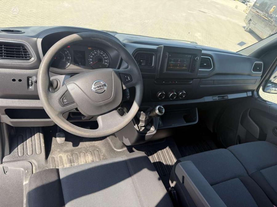 Grey Nissan Interstar 2021 in Kaunas, with an engine capacity of 2.30 L and mileage of 205 thousand km for 5950 €, photo 5 on AUTOMOTO.COM.LV