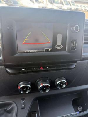 Grey Nissan Interstar 2021 in Kaunas, with an engine capacity of 2.30 L and mileage of 205 thousand km for 5950 €, photo 13 on AUTOMOTO.COM.LV