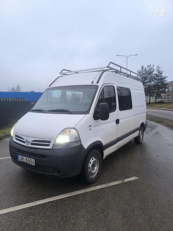 White Nissan Interstar 2008 in Daugavpils, with an engine capacity of 2.50 L and mileage of 345 thousand km for 3500 €, photo 1 on AUTOMOTO.COM.LV