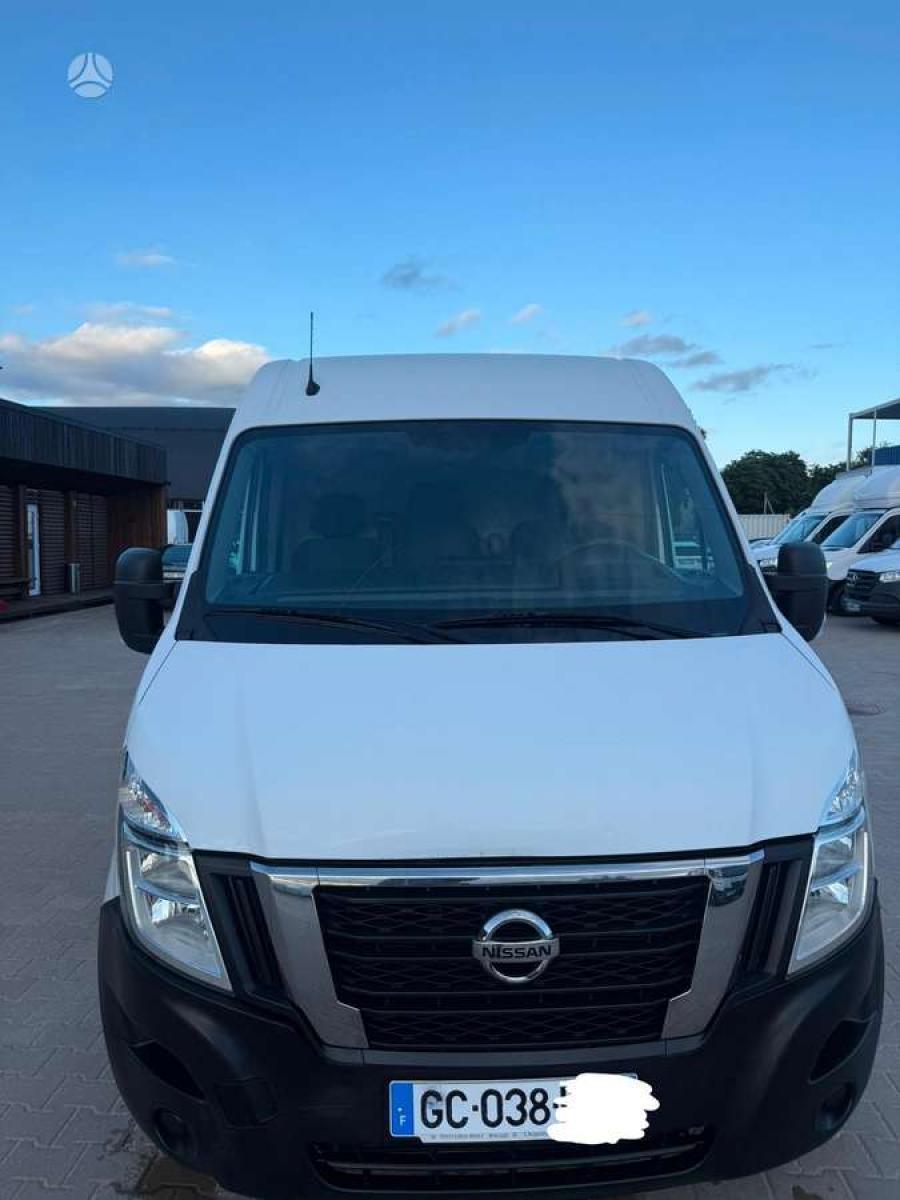 White Nissan Interstar 2021 in Kaunas, with an engine capacity of 2.30 L and mileage of 175 thousand km for 6350 €, photo 13 on AUTOMOTO.COM.LV