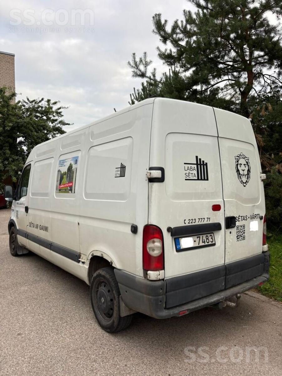White Nissan Interstar 2008 in Riga, with an engine capacity of 2.50 L and mileage of 361 thousand km for 2500 €, photo 3 on AUTOMOTO.COM.LV