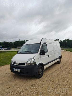 White Nissan Interstar 2010 in Riga, with an engine capacity of 2.50 L and mileage of 347 thousand km for 2900 €, photo 3 on AUTOMOTO.COM.LV