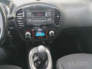 Черный Ниссан Жук 2010 в Рига, объемом двигателя 1.60 л и пробегом 239 тыс. км за 4650 €, фото 15 на AUTOMOTO.COM.LV