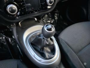 Black Nissan Juke 2010 in Siauliai, with an engine capacity of 1.60 L and mileage of 255 thousand km for 4200 €, photo 28 on AUTOMOTO.COM.LV