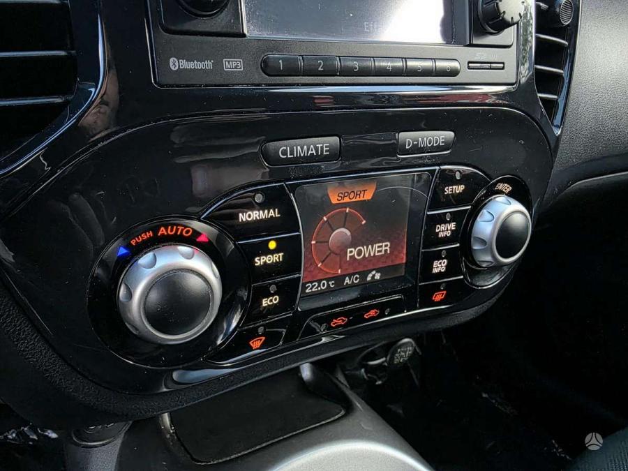 Black Nissan Juke 2010 in Siauliai, with an engine capacity of 1.60 L and mileage of 255 thousand km for 4200 €, photo 30 on AUTOMOTO.COM.LV