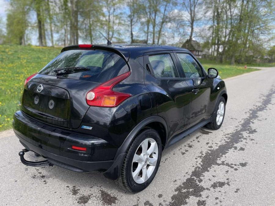 Melns Nissan Juke 2010 Viļņa, ar dzinēja tilpumu 1.60 L un nobraukumu 228 tūkst. km par 3000 €, foto 6 vietnē AUTOMOTO.COM.LV