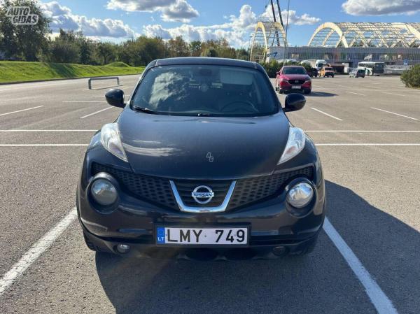 Black Nissan Juke 2011 in Siauliai, with an engine capacity of 1.50 L and mileage of 203 thousand km for 3700 €, photo 2 on AUTOMOTO.COM.LV