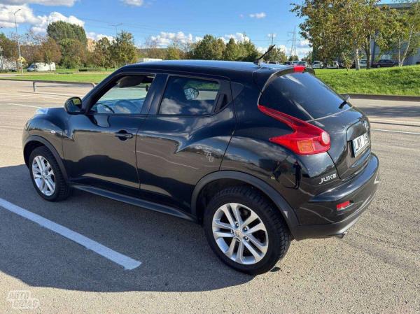 Black Nissan Juke 2011 in Siauliai, with an engine capacity of 1.50 L and mileage of 203 thousand km for 3700 €, photo 5 on AUTOMOTO.COM.LV