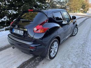 Black Nissan Juke 2011 in Vilnius, with an engine capacity of 1.62 L and mileage of 140 thousand km for 6499 €, photo 4 on AUTOMOTO.COM.LV