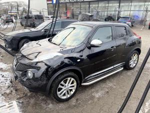 Black Nissan Juke 2011 in Vilnius, with an engine capacity of 1.46 L and mileage of 290 thousand km for 3000 €, photo 2 on AUTOMOTO.COM.LV