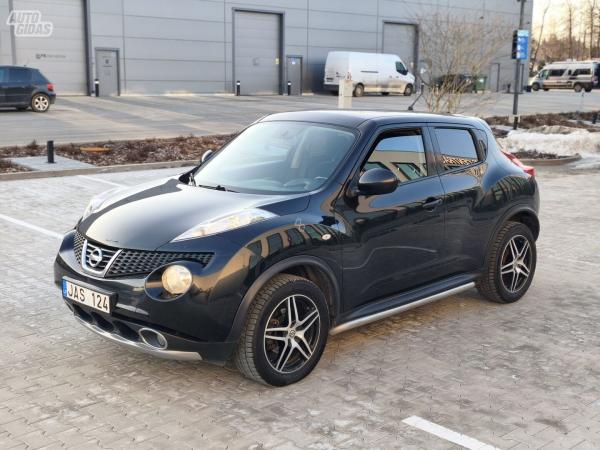 Black Nissan Juke 2011 in Vilnius, with an engine capacity of 1.50 L and mileage of 154 thousand km for 5000 €, photo 6 on AUTOMOTO.COM.LV