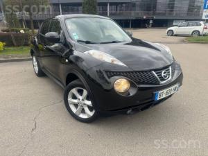 Black Nissan Juke 2011 in Riga, with an engine capacity of 1.50 L and mileage of 0 thousand km for 4700 €, photo 5 on AUTOMOTO.COM.LV