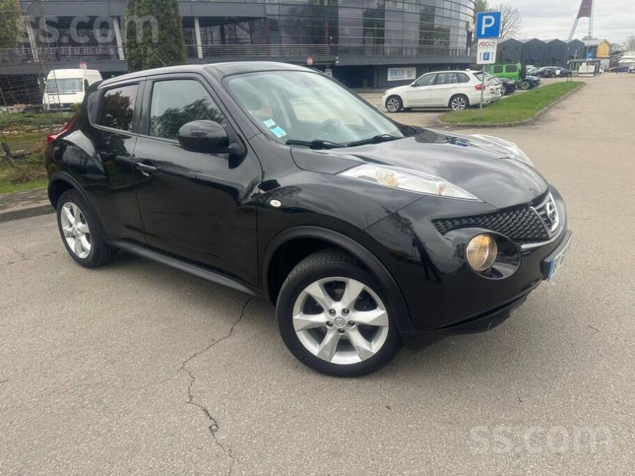 Black Nissan Juke 2011 in Riga, with an engine capacity of 1.50 L and mileage of 0 thousand km for 4700 €, photo 7 on AUTOMOTO.COM.LV