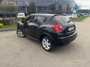 Black Nissan Juke 2011 in Riga, with an engine capacity of 1.50 L and mileage of 0 thousand km for 4700 €, photo 10 on AUTOMOTO.COM.LV