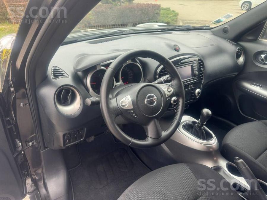 Black Nissan Juke 2011 in Riga, with an engine capacity of 1.50 L and mileage of 0 thousand km for 4700 €, photo 16 on AUTOMOTO.COM.LV
