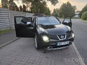 Black Nissan Juke 2011 in Jelgava, with an engine capacity of 1.50 L and mileage of 285 thousand km for 5590 €, photo 5 on AUTOMOTO.COM.LV