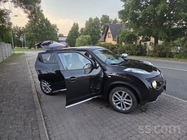 Black Nissan Juke 2011 in Jelgava, with an engine capacity of 1.50 L and mileage of 285 thousand km for 5590 €, photo 6 on AUTOMOTO.COM.LV