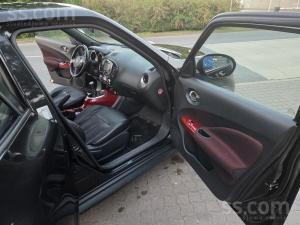 Black Nissan Juke 2011 in Jelgava, with an engine capacity of 1.50 L and mileage of 285 thousand km for 5590 €, photo 8 on AUTOMOTO.COM.LV