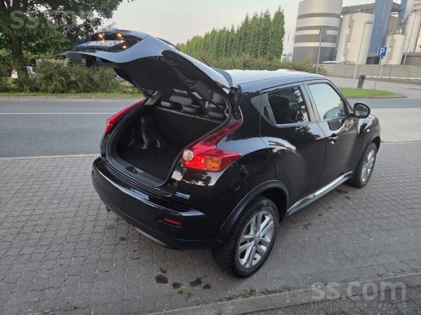 Black Nissan Juke 2011 in Jelgava, with an engine capacity of 1.50 L and mileage of 285 thousand km for 5590 €, photo 9 on AUTOMOTO.COM.LV