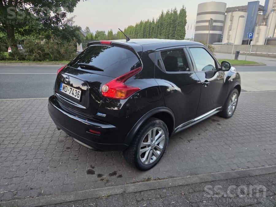 Black Nissan Juke 2011 in Jelgava, with an engine capacity of 1.50 L and mileage of 285 thousand km for 5590 €, photo 12 on AUTOMOTO.COM.LV