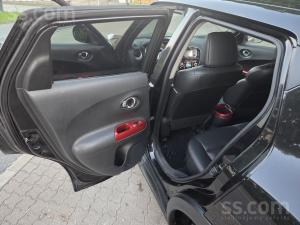 Black Nissan Juke 2011 in Jelgava, with an engine capacity of 1.50 L and mileage of 285 thousand km for 5590 €, photo 13 on AUTOMOTO.COM.LV