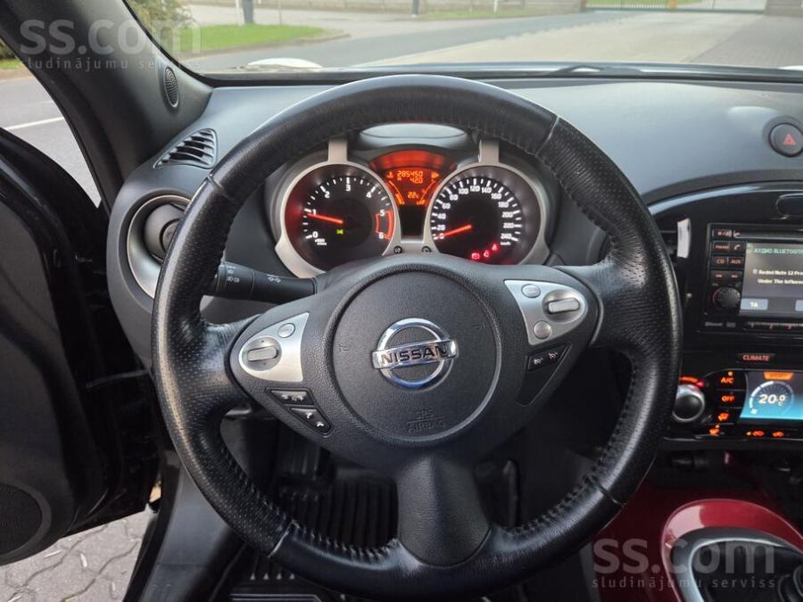 Black Nissan Juke 2011 in Jelgava, with an engine capacity of 1.50 L and mileage of 285 thousand km for 5590 €, photo 17 on AUTOMOTO.COM.LV