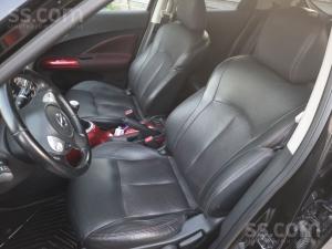 Black Nissan Juke 2011 in Jelgava, with an engine capacity of 1.50 L and mileage of 285 thousand km for 5590 €, photo 20 on AUTOMOTO.COM.LV