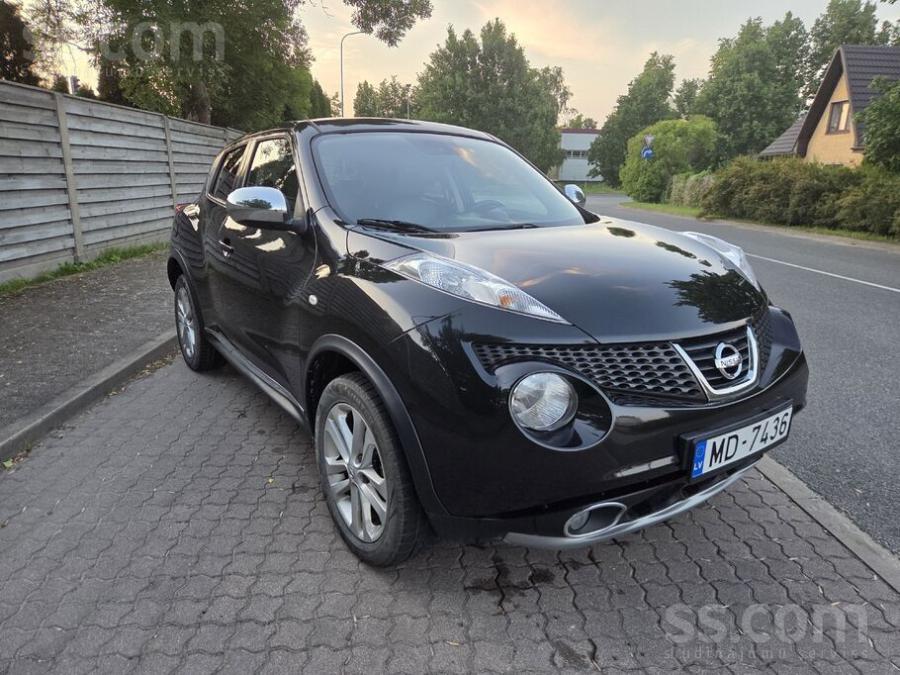 Black Nissan Juke 2011 in Jelgava, with an engine capacity of 1.50 L and mileage of 285 thousand km for 5590 €, photo 23 on AUTOMOTO.COM.LV