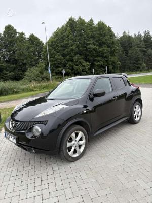 Black Nissan Juke 2011 in Vilnius, with an engine capacity of 1.60 L and mileage of 113 thousand km for 4990 €, photo 10 on AUTOMOTO.COM.LV