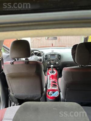 Melns Nissan Juke 2011 Rīga, ar dzinēja tilpumu 1.50 L un nobraukumu 122 tūkst. km par 5950 €, foto 4 vietnē AUTOMOTO.COM.LV