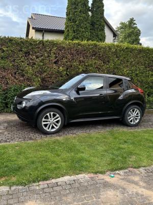 Black Nissan Juke 2011 in Riga, with an engine capacity of 1.50 L and mileage of 122 thousand km for 5399 €, photo  on AUTOMOTO.COM.LV