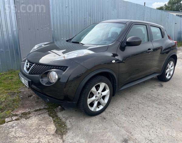 Melns Nissan Juke 2011 Rīga, ar dzinēja tilpumu 1.60 L un nobraukumu 302 tūkst. km par 2300 €, foto 5 vietnē AUTOMOTO.COM.LV