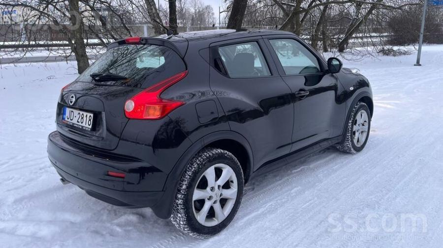 Melns Nissan Juke 2012 Rīga, ar dzinēja tilpumu 1.60 L un nobraukumu 148 tūkst. km par 6500 €, foto 6 vietnē AUTOMOTO.COM.LV