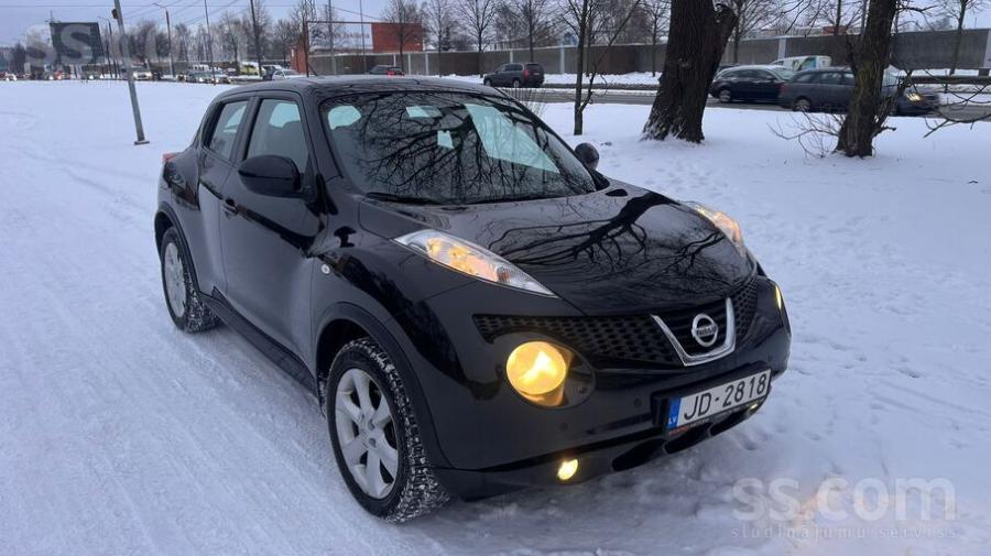 Melns Nissan Juke 2012 Rīga, ar dzinēja tilpumu 1.60 L un nobraukumu 148 tūkst. km par 6500 €, foto 8 vietnē AUTOMOTO.COM.LV