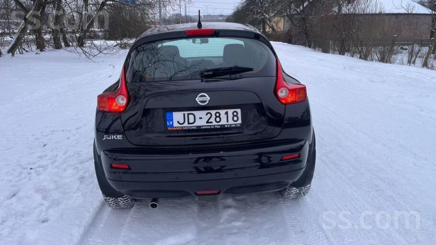 Melns Nissan Juke 2012 Rīga, ar dzinēja tilpumu 1.60 L un nobraukumu 148 tūkst. km par 6500 €, foto 10 vietnē AUTOMOTO.COM.LV
