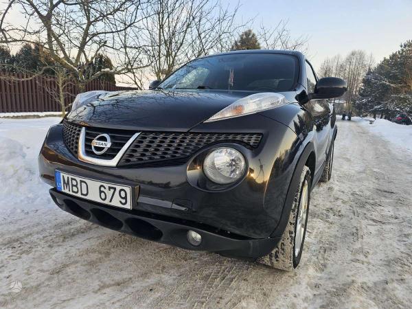Black Nissan Juke 2012 in Kaunas, with an engine capacity of 1.46 L and mileage of 228 thousand km for 4150 €, photo 2 on AUTOMOTO.COM.LV