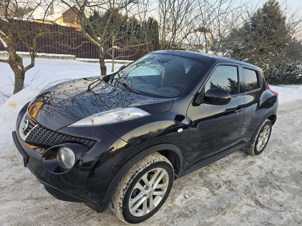 Black Nissan Juke 2012 in Kaunas, with an engine capacity of 1.46 L and mileage of 228 thousand km for 4150 €, photo 4 on AUTOMOTO.COM.LV