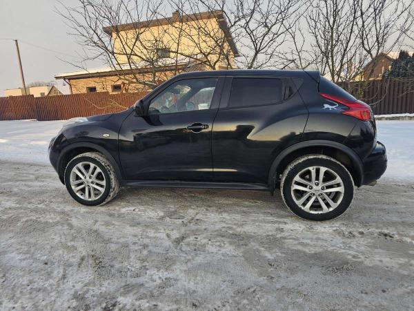 Black Nissan Juke 2012 in Kaunas, with an engine capacity of 1.46 L and mileage of 228 thousand km for 4150 €, photo 7 on AUTOMOTO.COM.LV