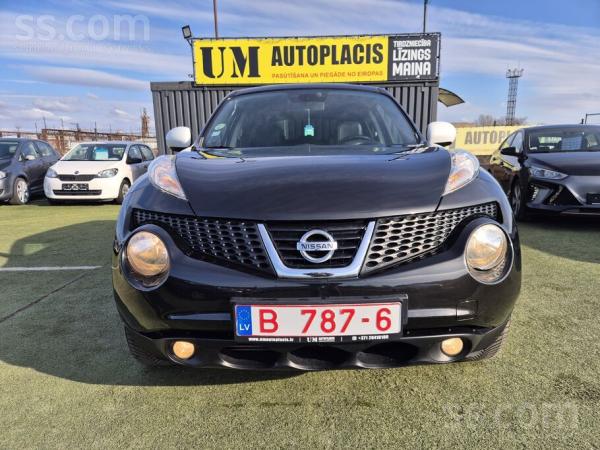 Melns Nissan Juke 2012 Liepāja, ar dzinēja tilpumu 1.50 L un nobraukumu 242 tūkst. km par 5600 €, foto 2 vietnē AUTOMOTO.COM.LV