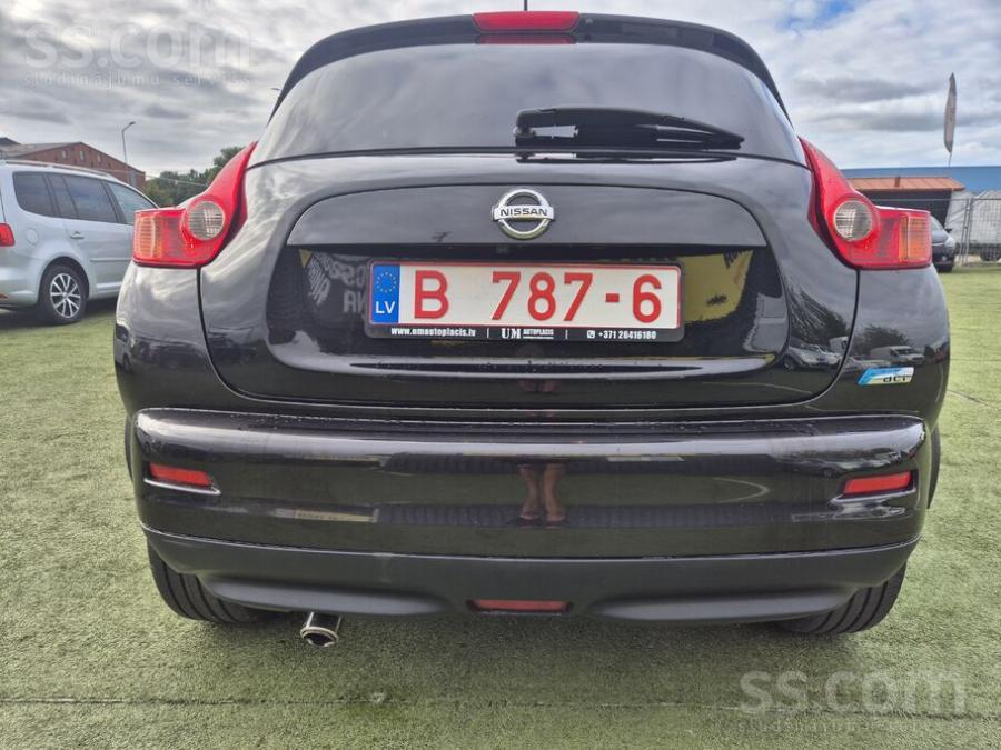 Black Nissan Juke 2012 in Liepaja, with an engine capacity of 1.50 L and mileage of 242 thousand km for 5500 €, photo 7 on AUTOMOTO.COM.LV